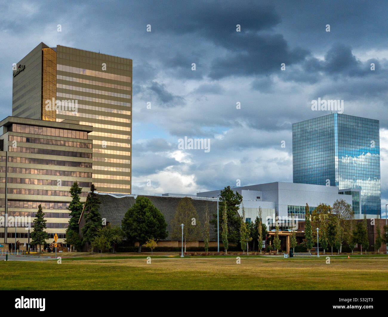 Downtown anchorage hi-res stock photography and images - Alamy