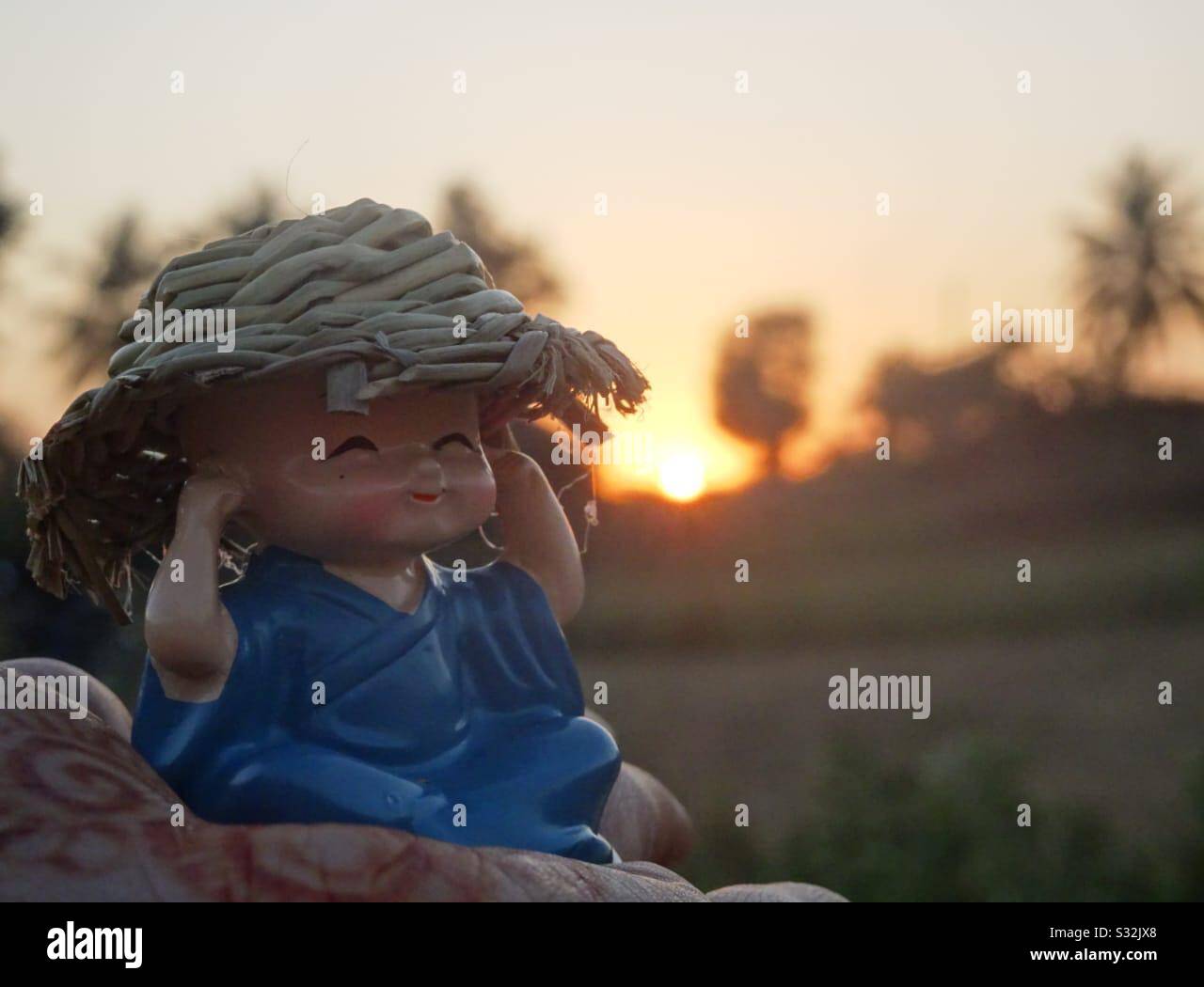 Chinese doll in sunset hi-res stock photography and images - Alamy