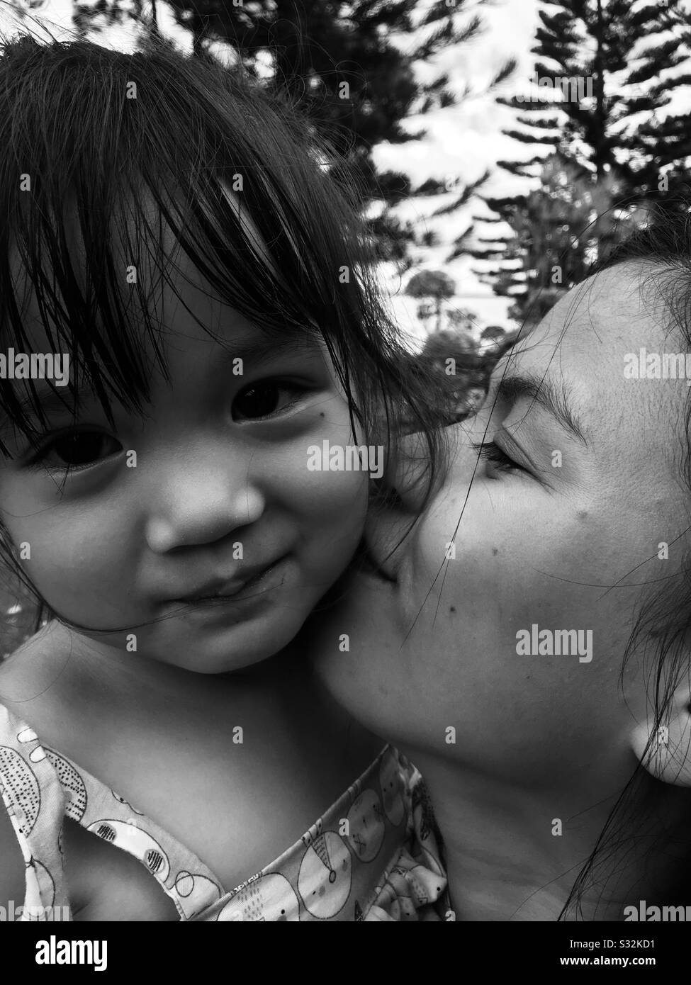 Aunt niece hi-res stock photography and images - Alamy