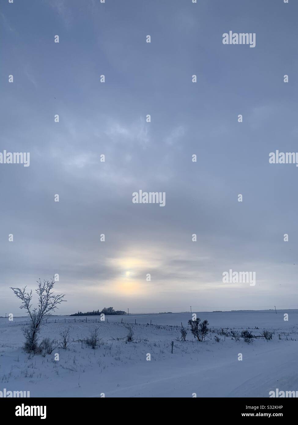 Prairie sky winter hi-res stock photography and images - Alamy
