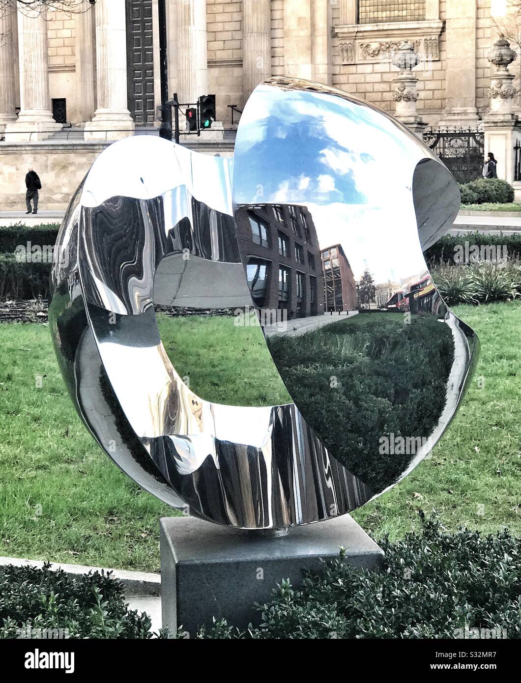 Abstract sculpture, London Stock Photo - Alamy