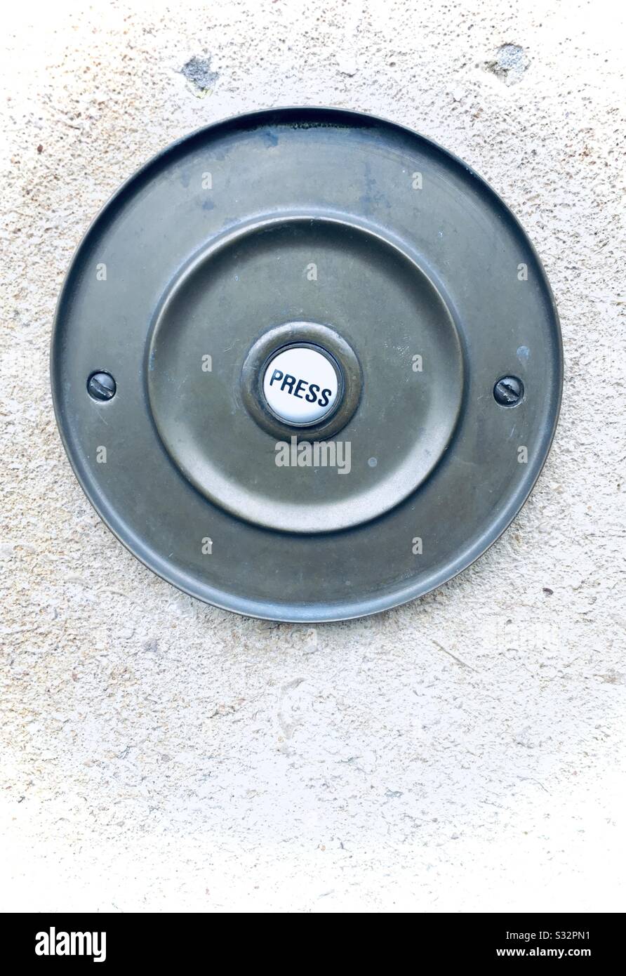 Metal doorbell hi-res stock photography and images - Alamy