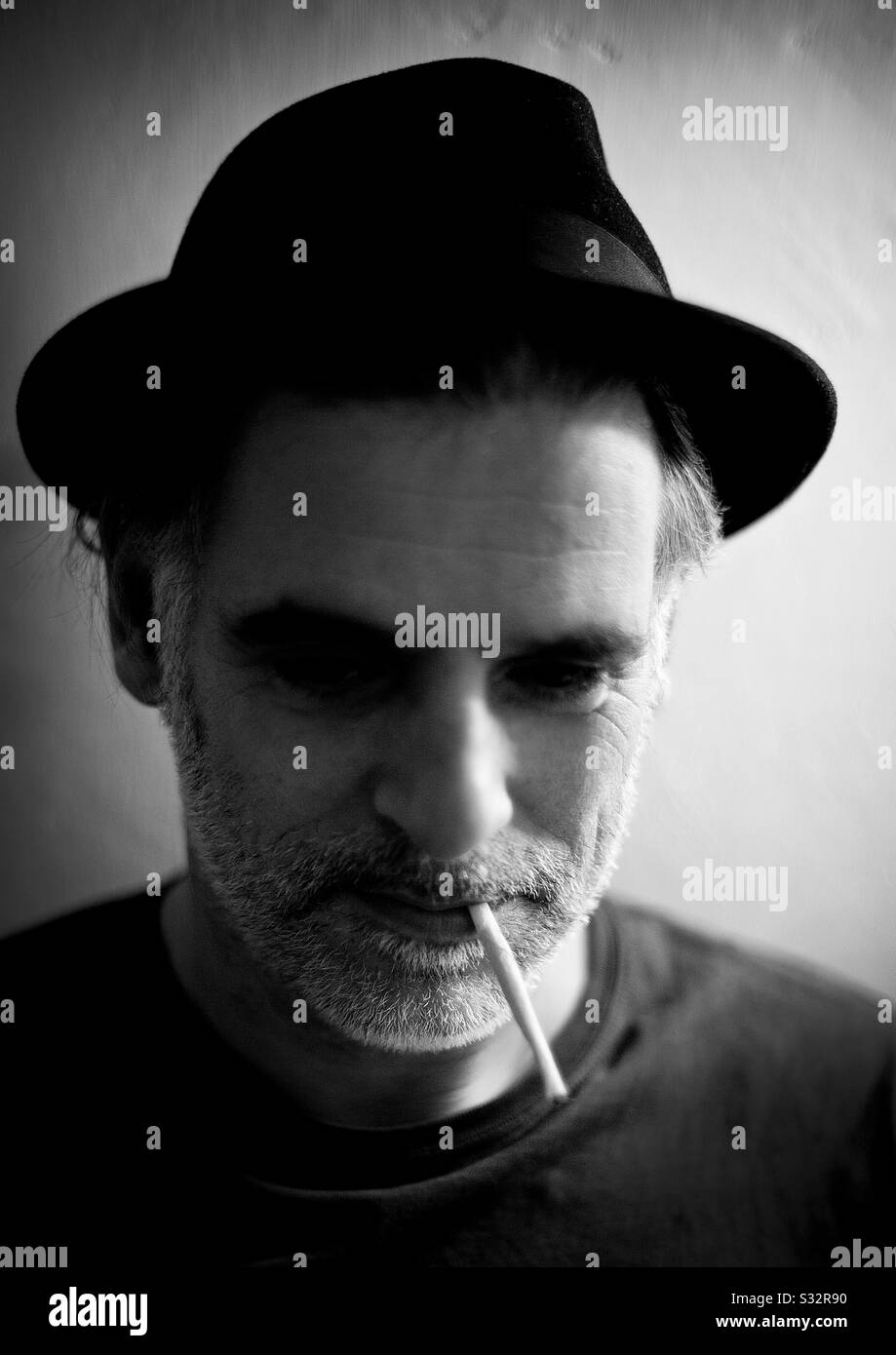 Hat and smoke hi-res stock photography and images - Alamy