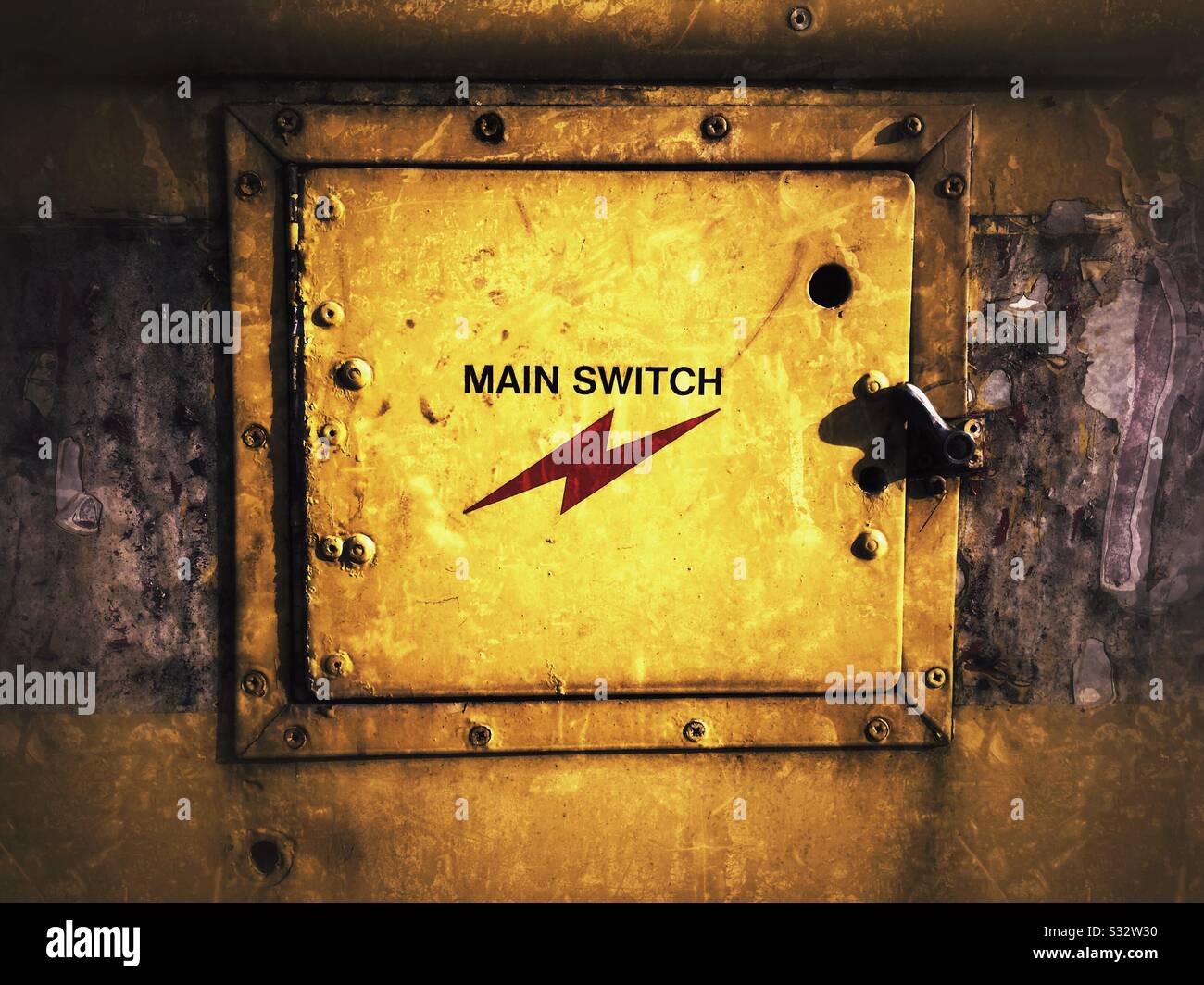 Power access smartphone stock photos and images - Alamy