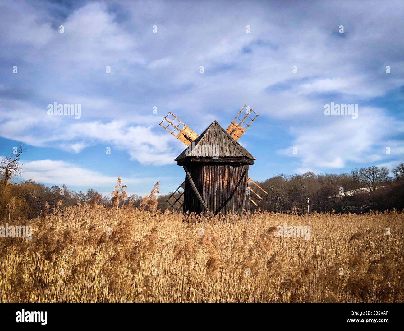 Oldwindmill hi-res stock photography and images - Alamy