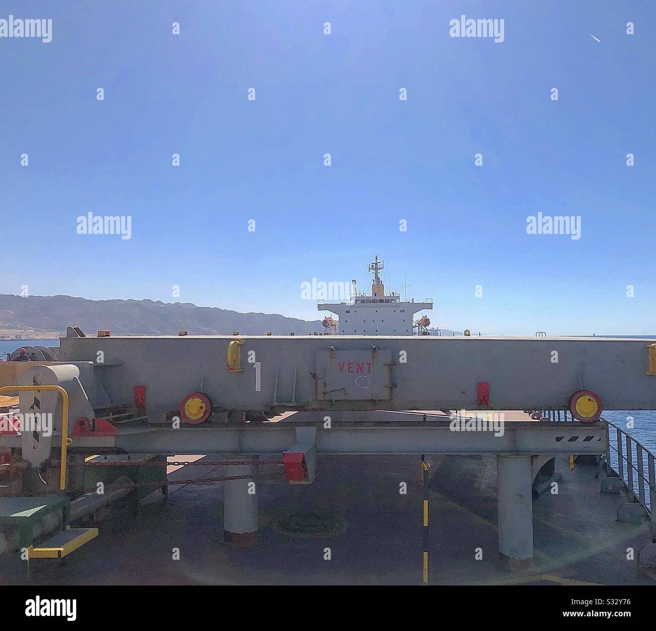 Cargo Hatch Stock Photos & Cargo Hatch Stock Images - Alamy