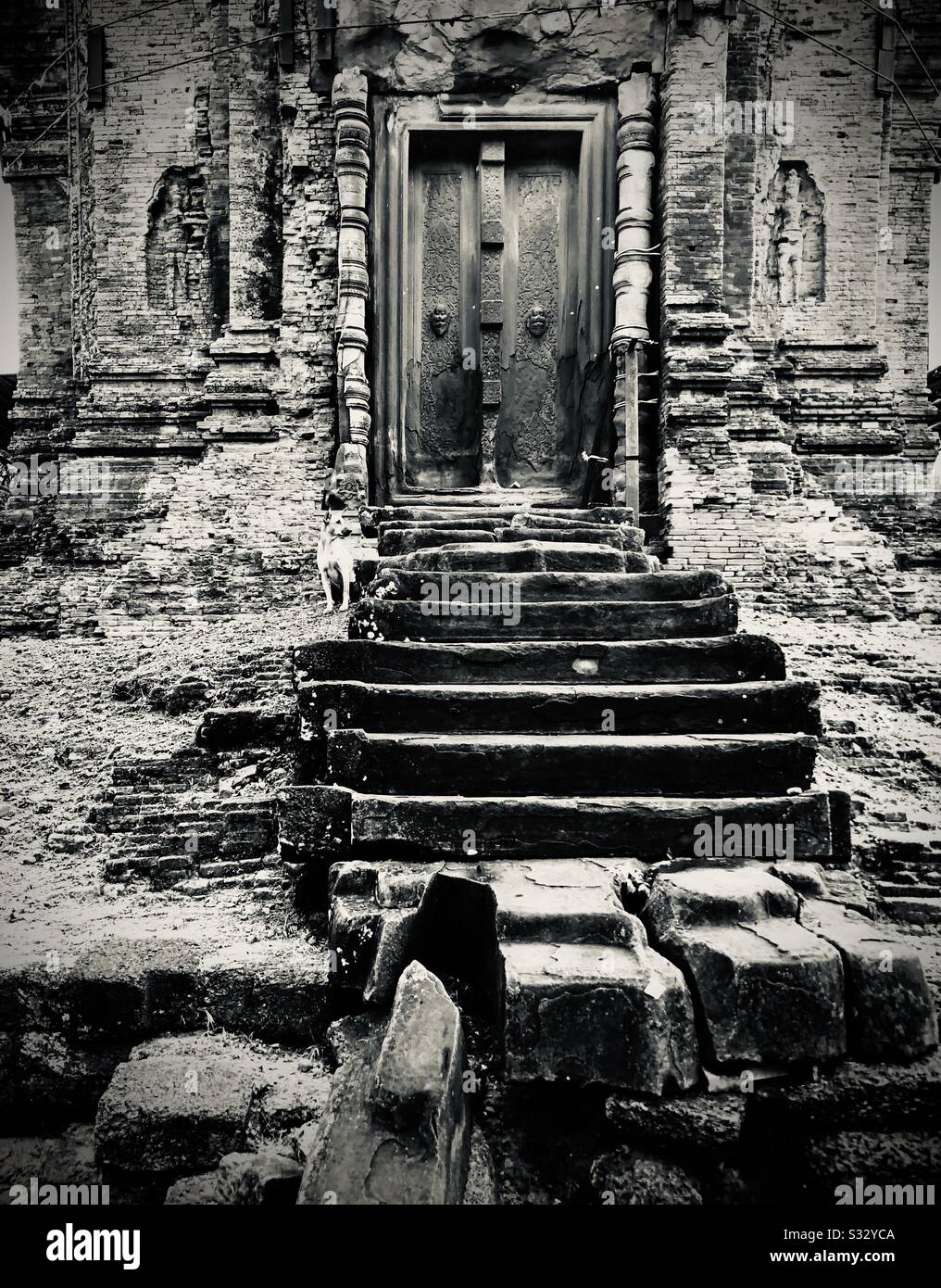 Bakong temple, roluos group, in Angkor, Cambodia Stock Photo - Alamy