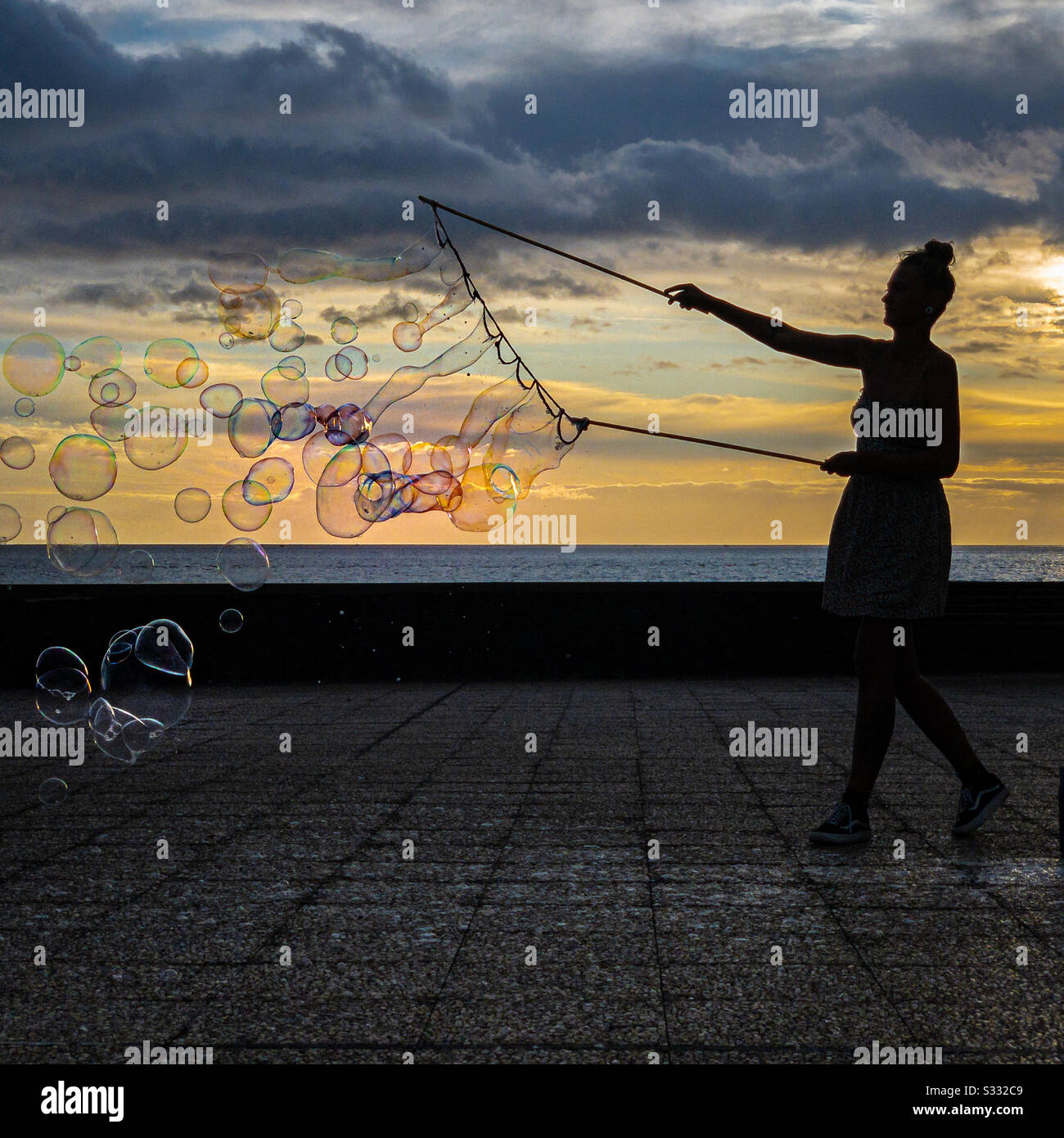 Bubbles at the ocean hi-res stock photography and images - Alamy