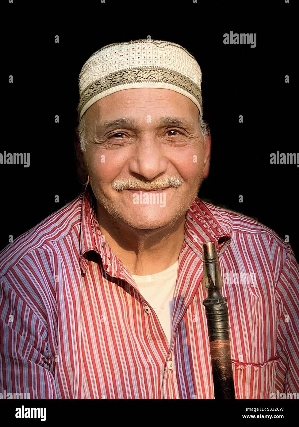 Muslim gentleman hi-res stock photography and images - Alamy