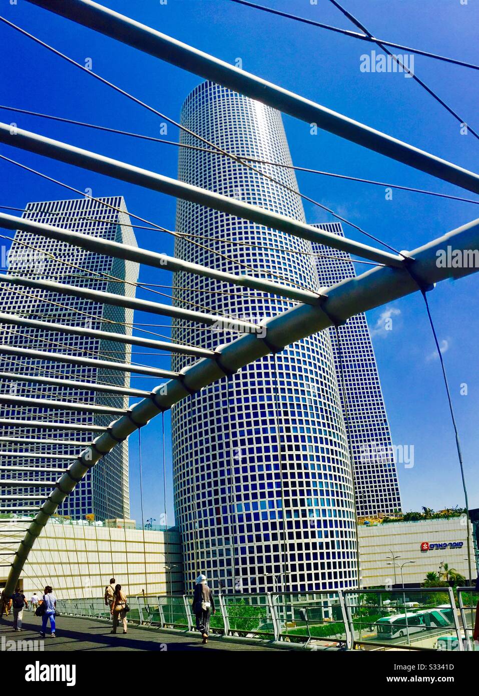 Azrieli towers in Tel-Aviv Stock Photo - Alamy