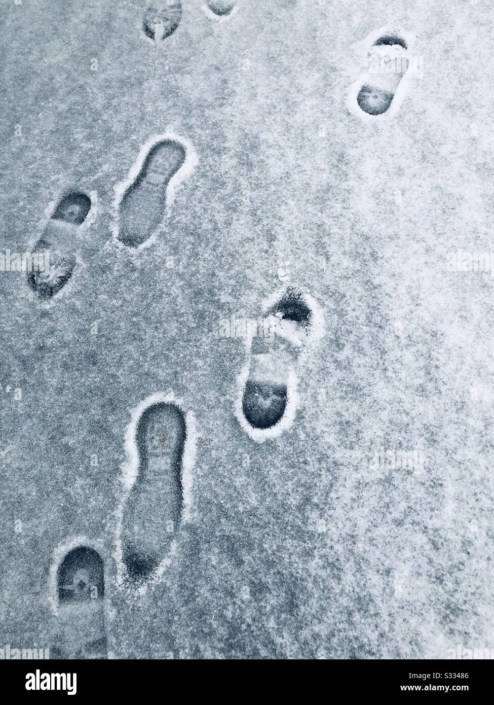 Snow with footprints hi-res stock photography and images - Alamy