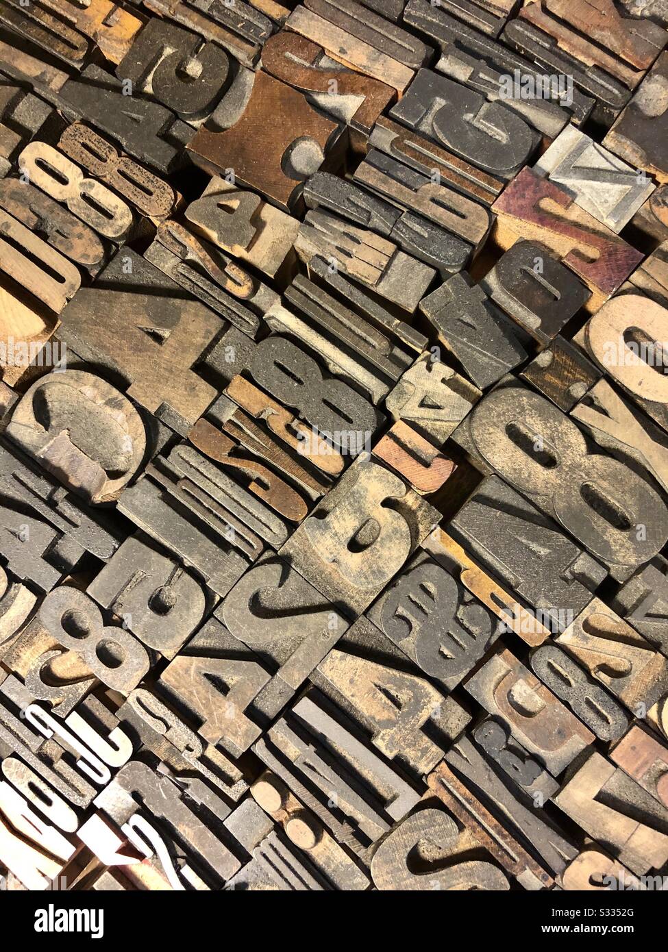 Vintage letters stamps hi-res stock photography and images - Alamy