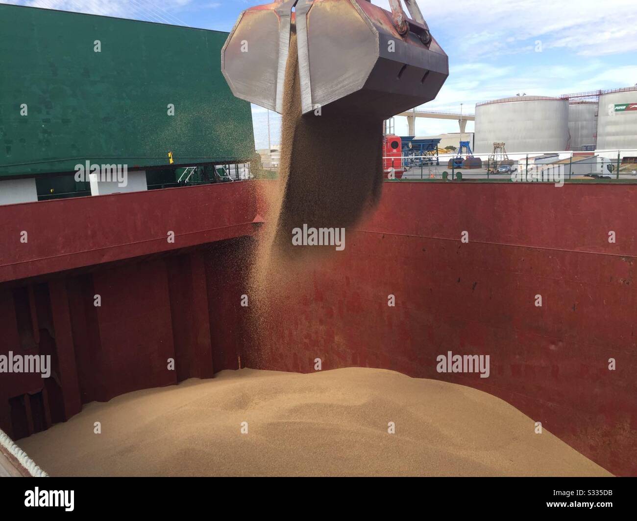 Grain Ship Loading High Resolution Stock Photography and Images - Alamy