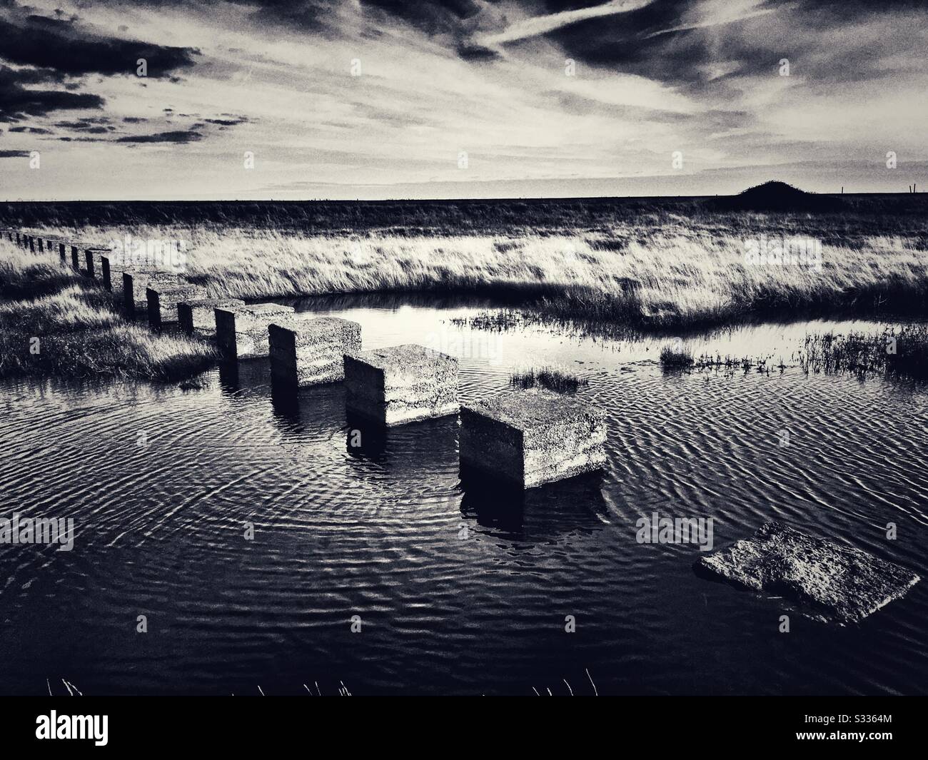 Ww2 anti invasion concrete blocks shingle hi-res stock photography and ...