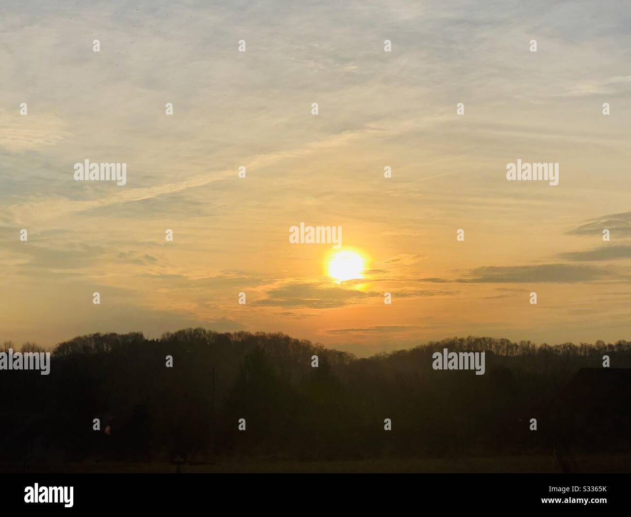 Mornings hi-res stock photography and images - Alamy