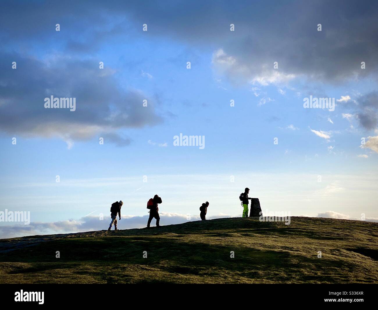 Windy summit hi-res stock photography and images - Alamy