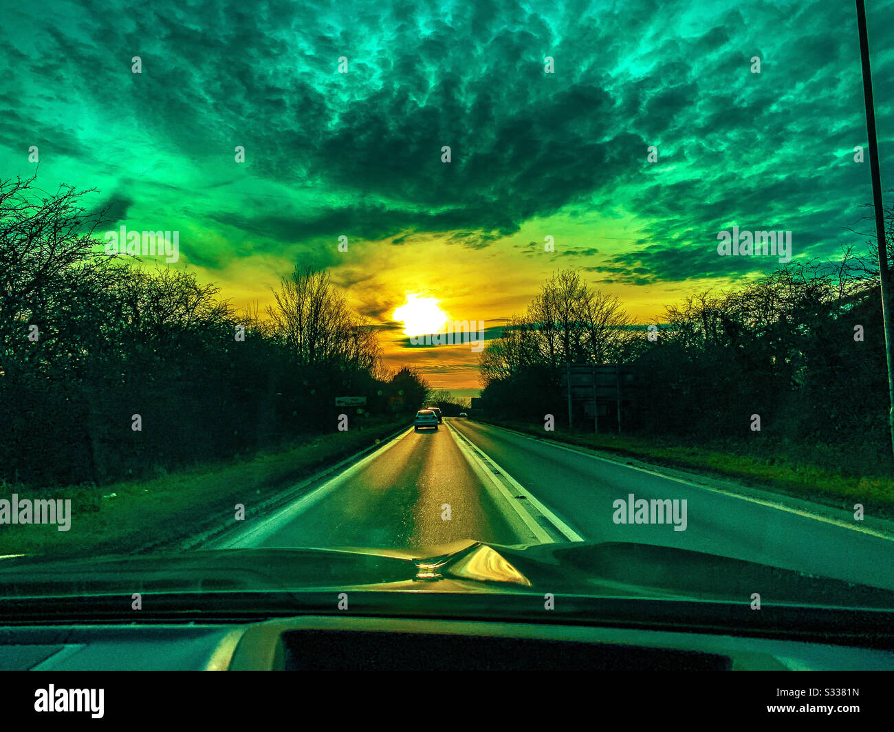 Dramatic sky and road hi-res stock photography and images - Alamy