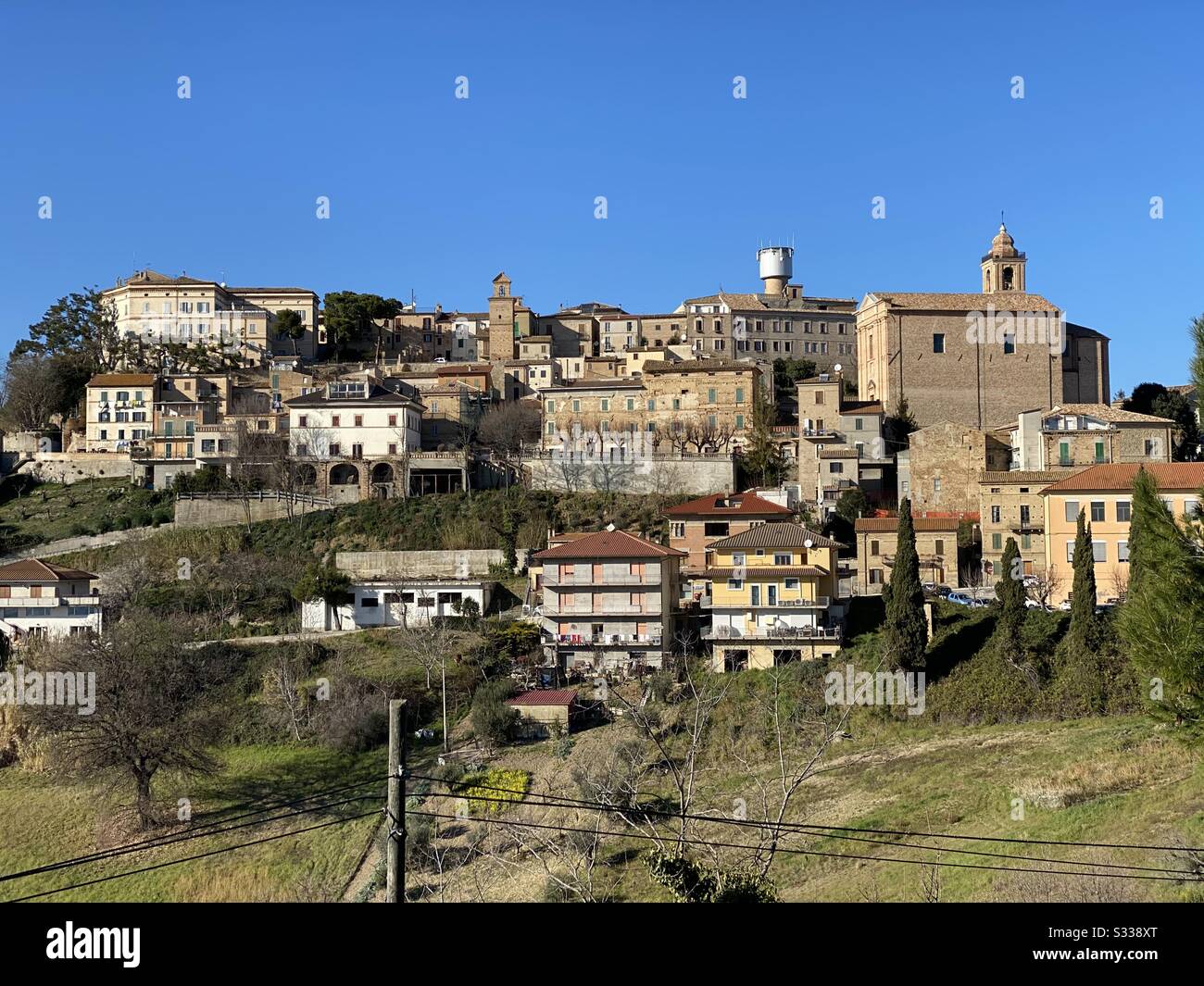 Colonnella hi-res stock photography and images - Alamy