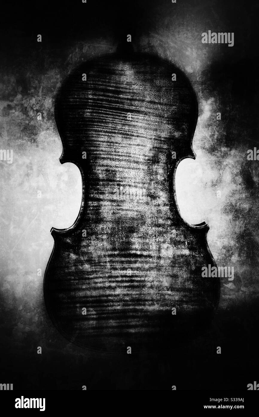 Back violin hi-res stock photography and images - Alamy
