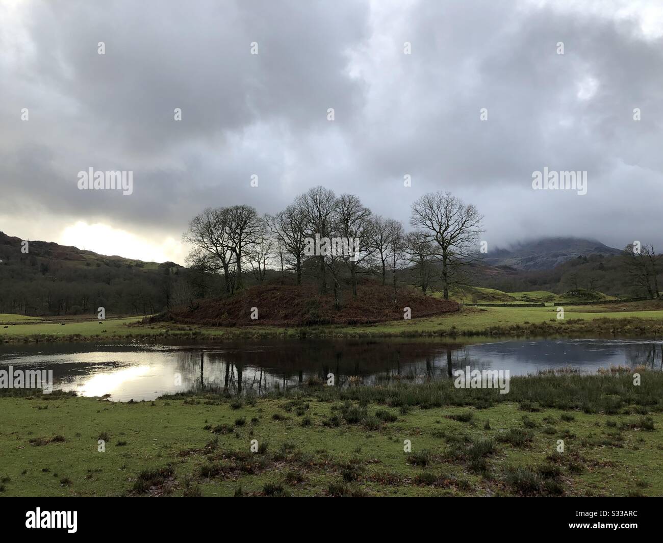 Cloudy outdoors hi-res stock photography and images - Alamy