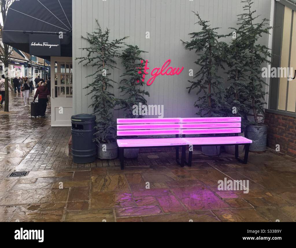 Dull lights hi-res stock photography and images - Alamy