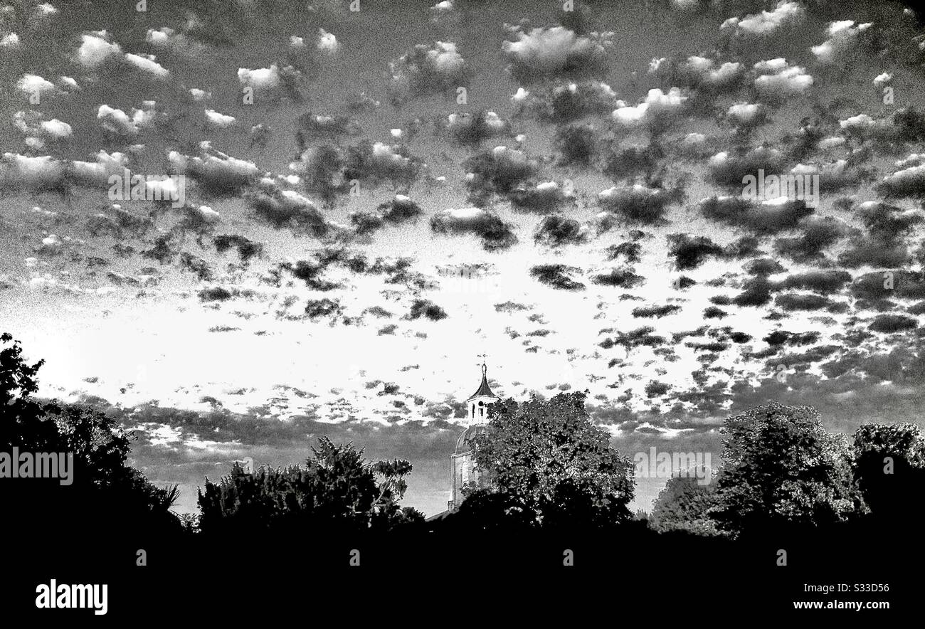 Sunbury on thames hi-res stock photography and images - Alamy