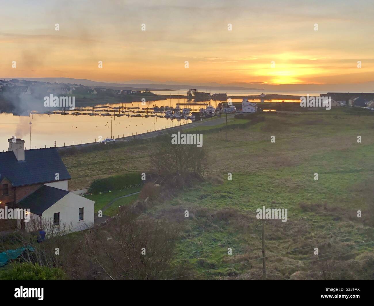 Turf fire hi-res stock photography and images - Alamy