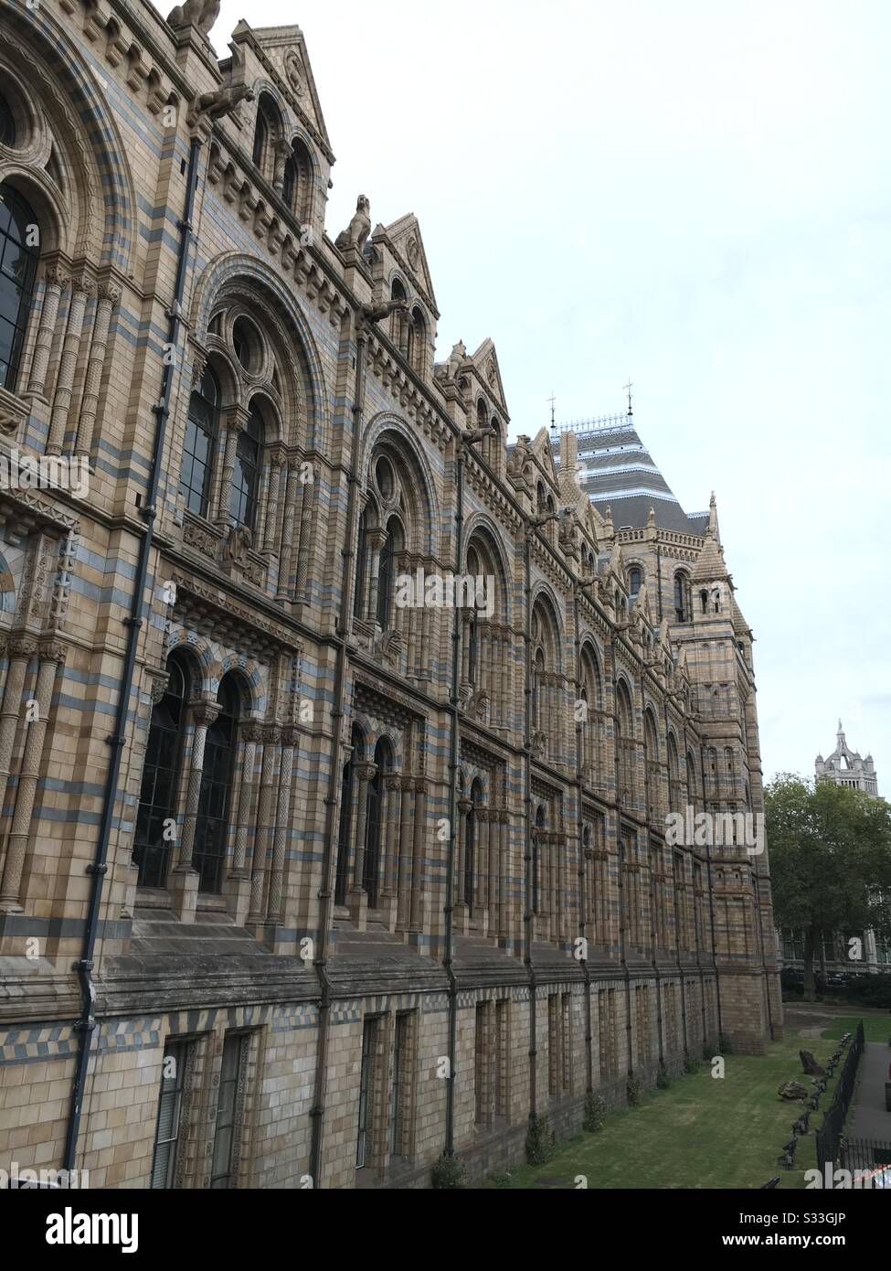 Historical building smartphone stock photos and images - Alamy
