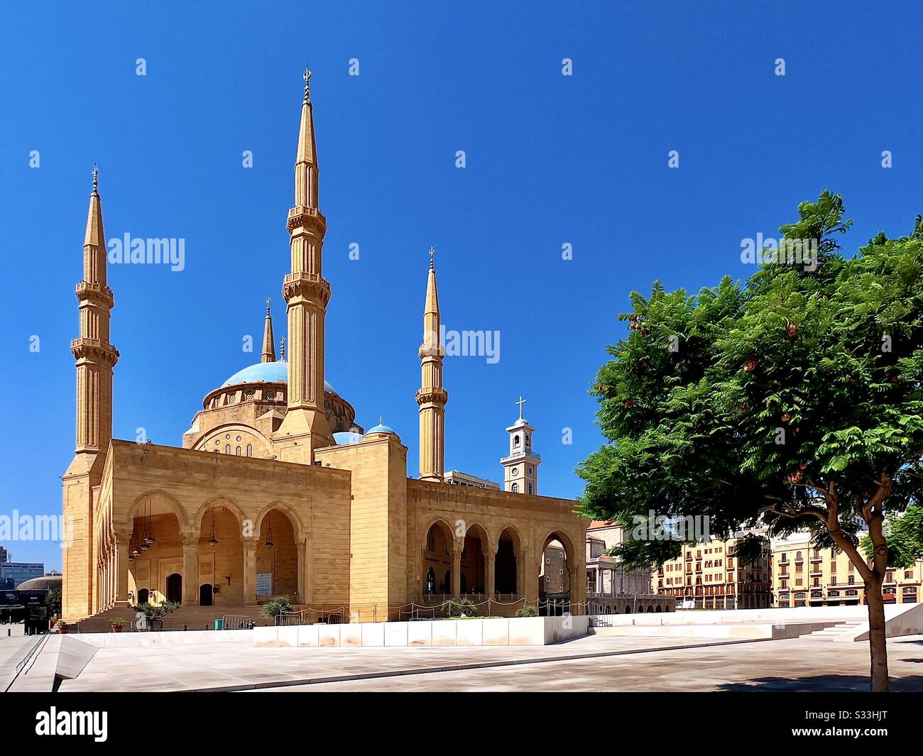 Mohammed al amin mosque beirut hi-res stock photography and images - Alamy