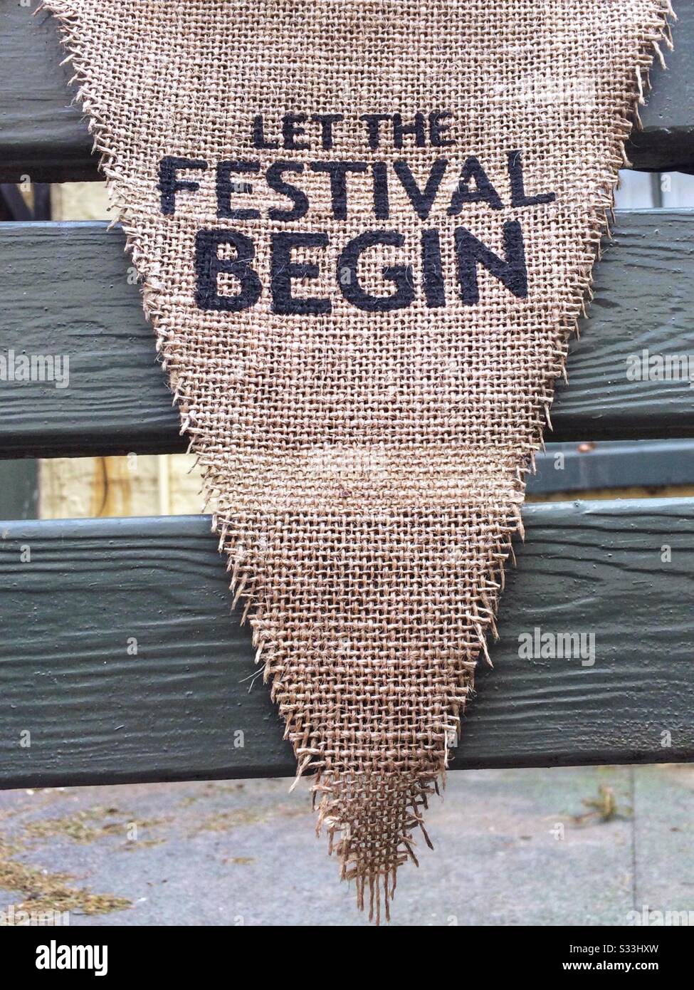 Hessian fabric party time bunting Stock Photo - Alamy