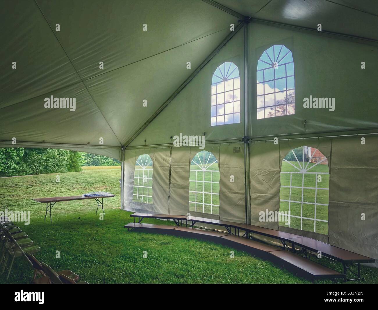 Inside gazebo hi-res stock photography and images - Alamy
