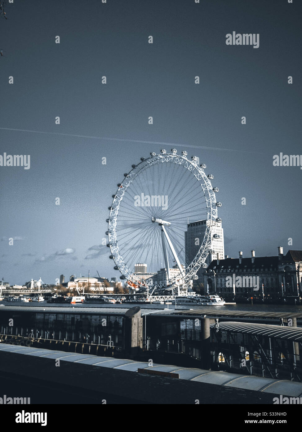 London eye view hi-res stock photography and images - Alamy