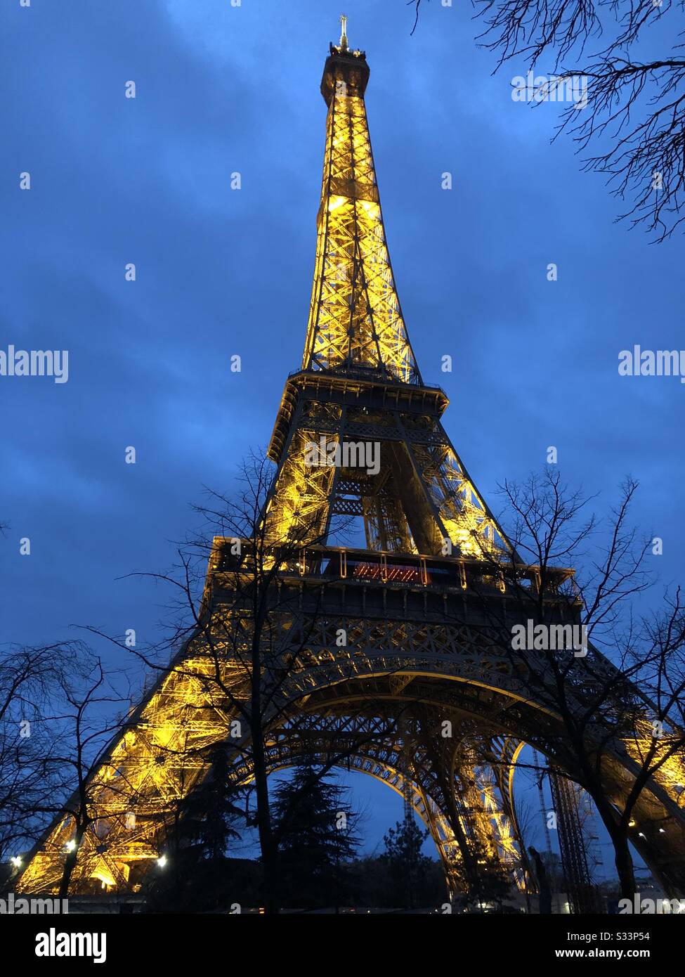 Lit up tower hi-res stock photography and images - Alamy