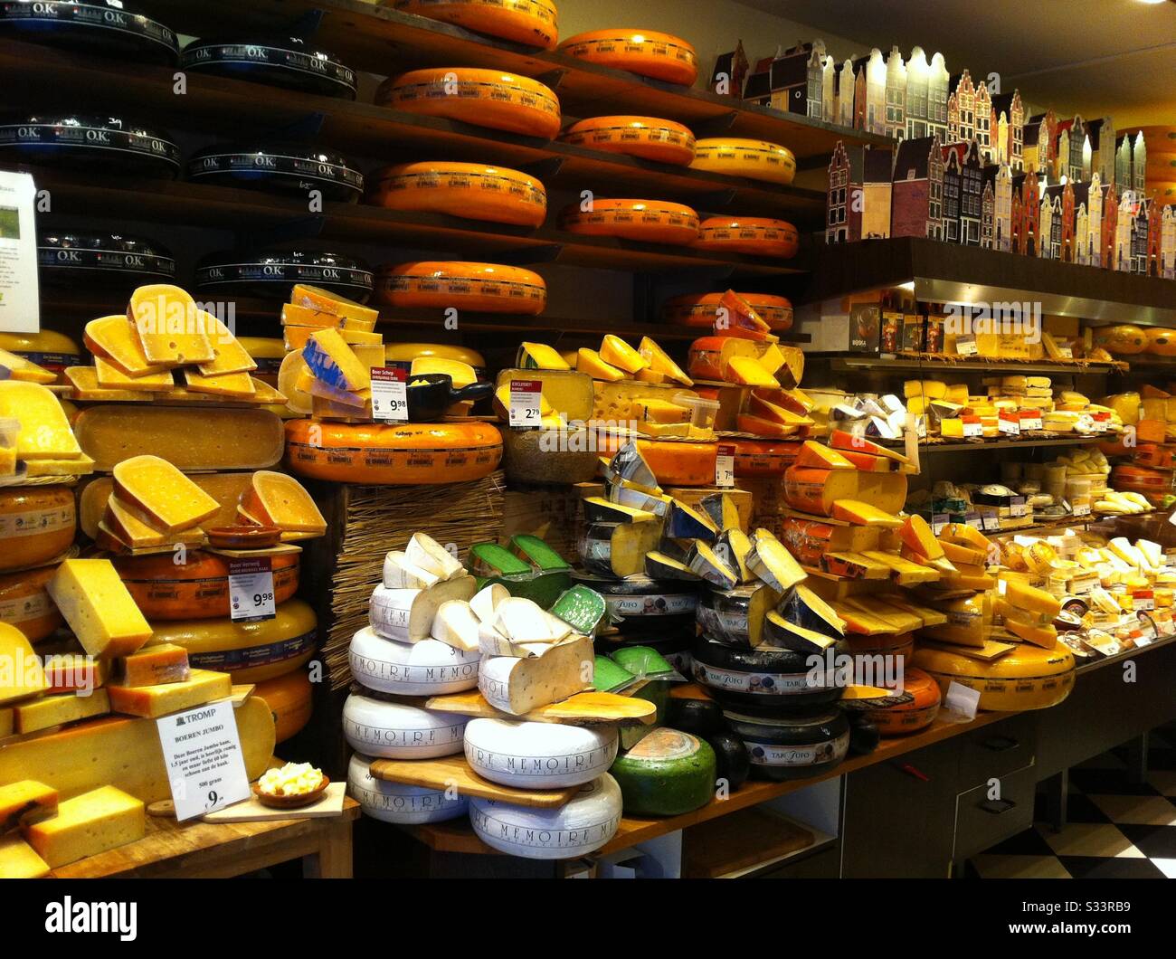 Cheeses of amsterdam hi-res stock photography and images - Alamy