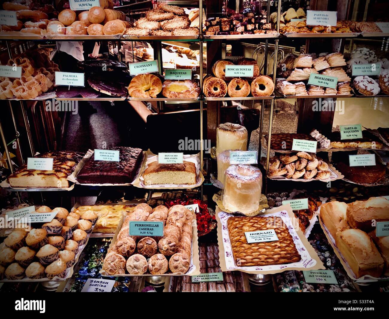 Traditional spanish sweets hi-res stock photography and images - Alamy