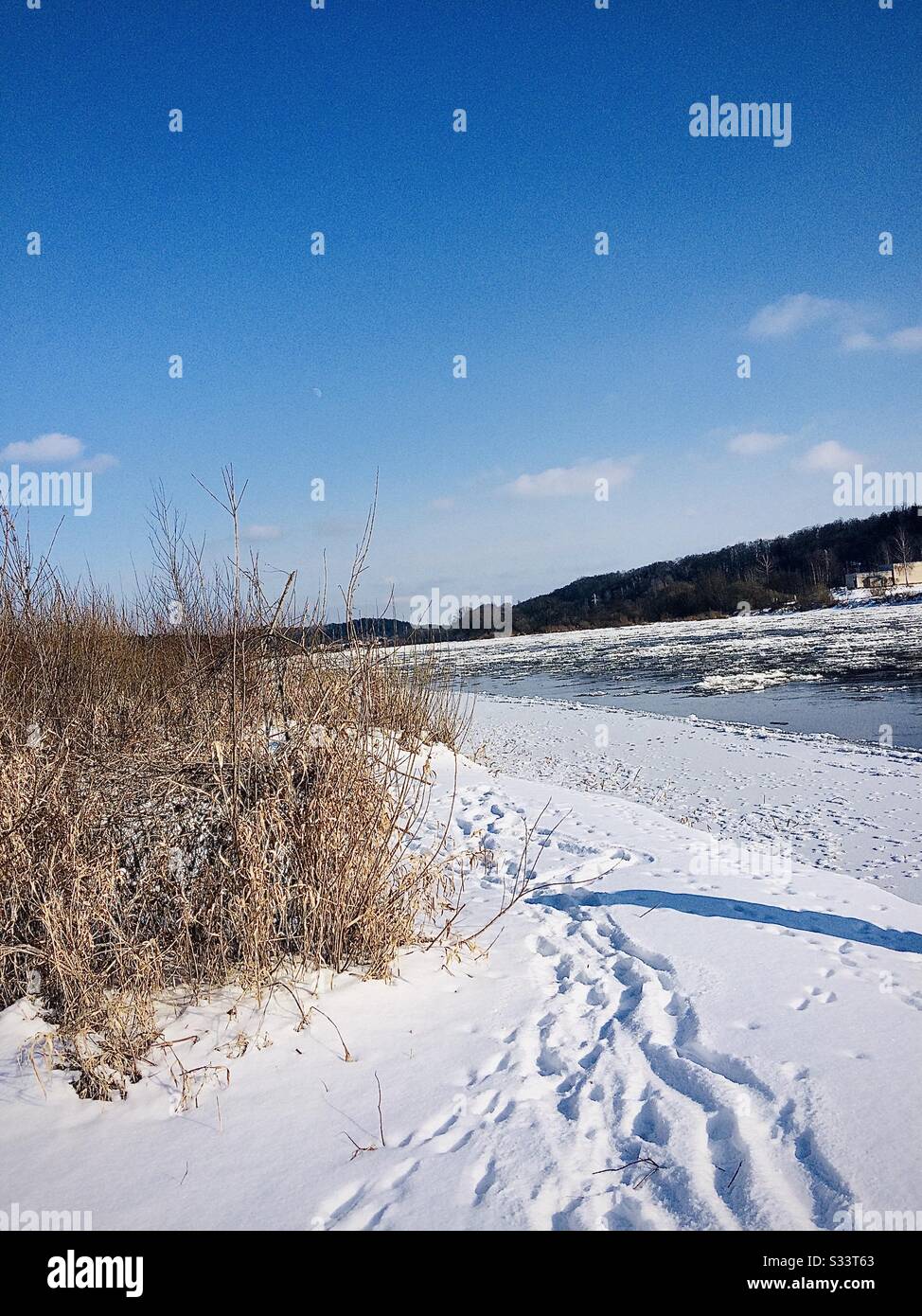 Iced River High Resolution Stock Photography and Images - Alamy