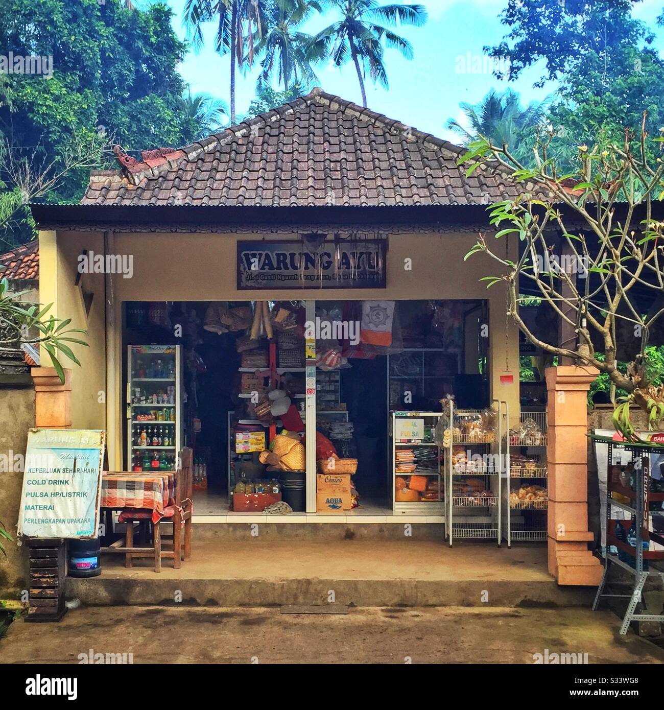 Local general hi-res stock photography and images - Alamy