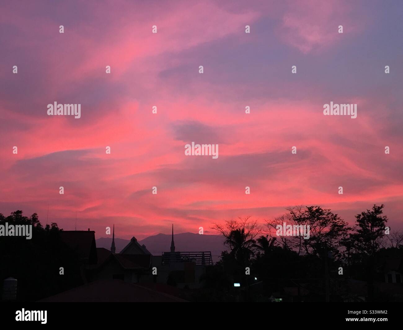Pastel sky hi-res stock photography and images - Alamy