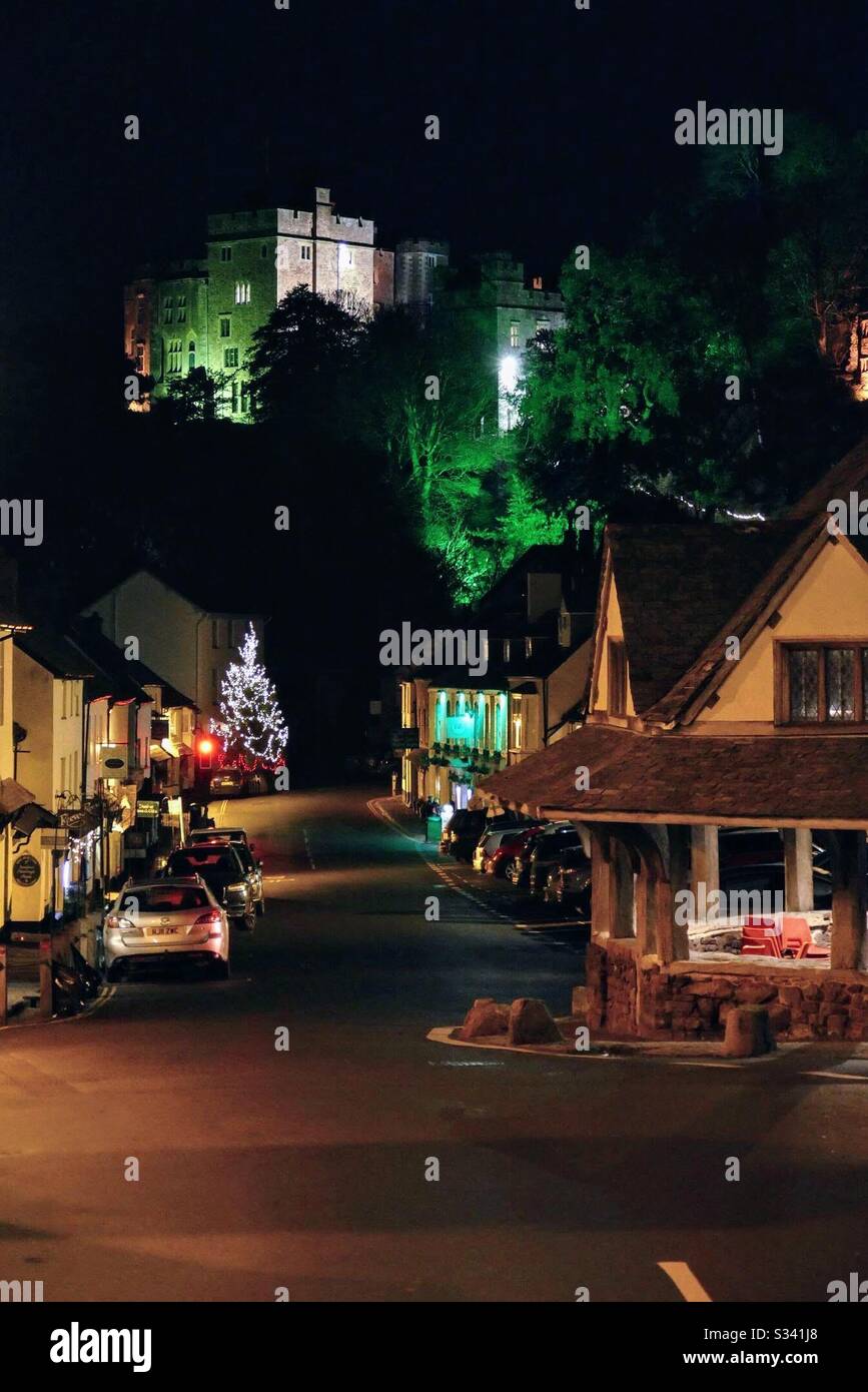 High street dunster hi-res stock photography and images - Alamy
