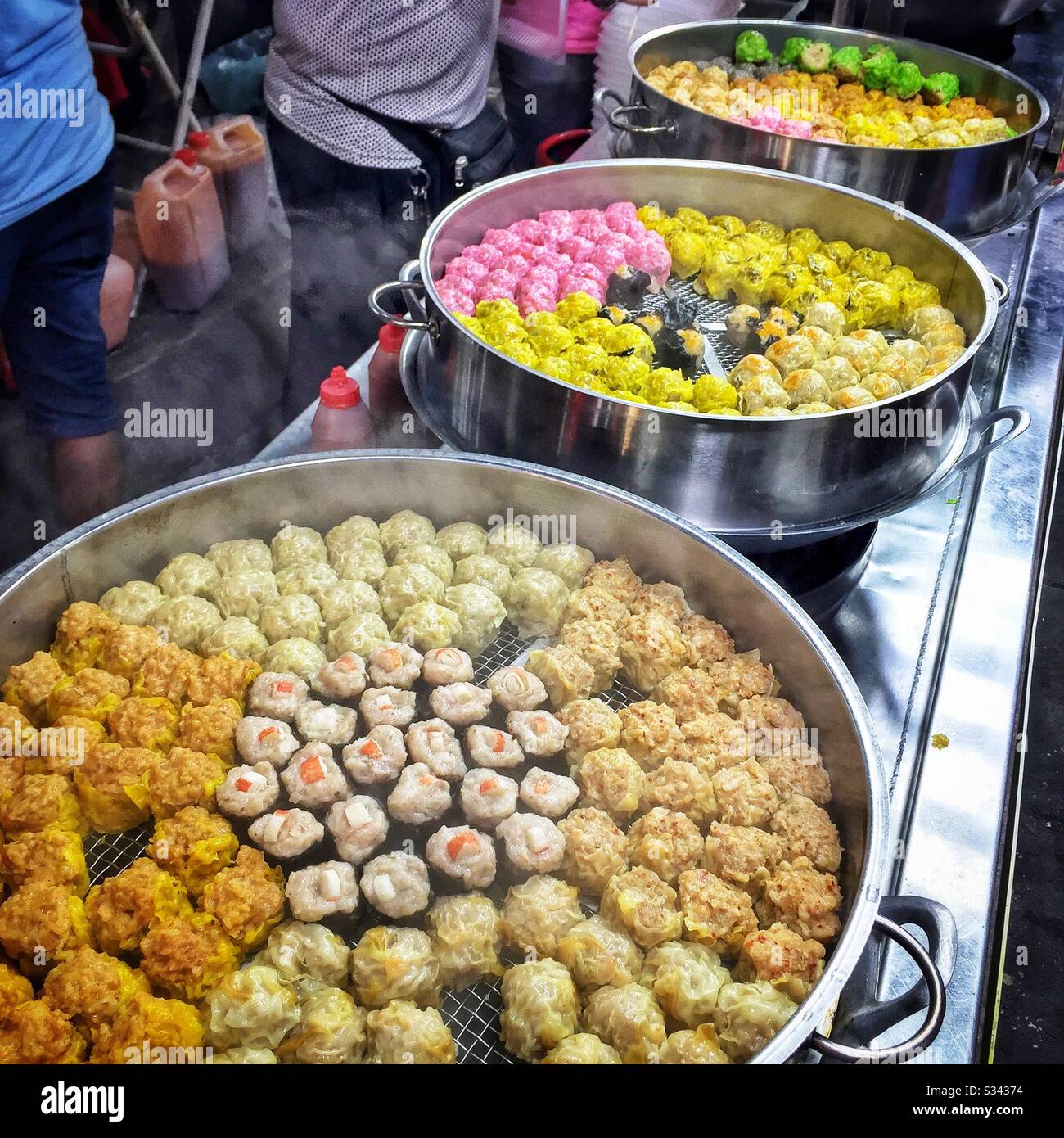 Green steamed dim sum hi-res stock photography and images - Alamy