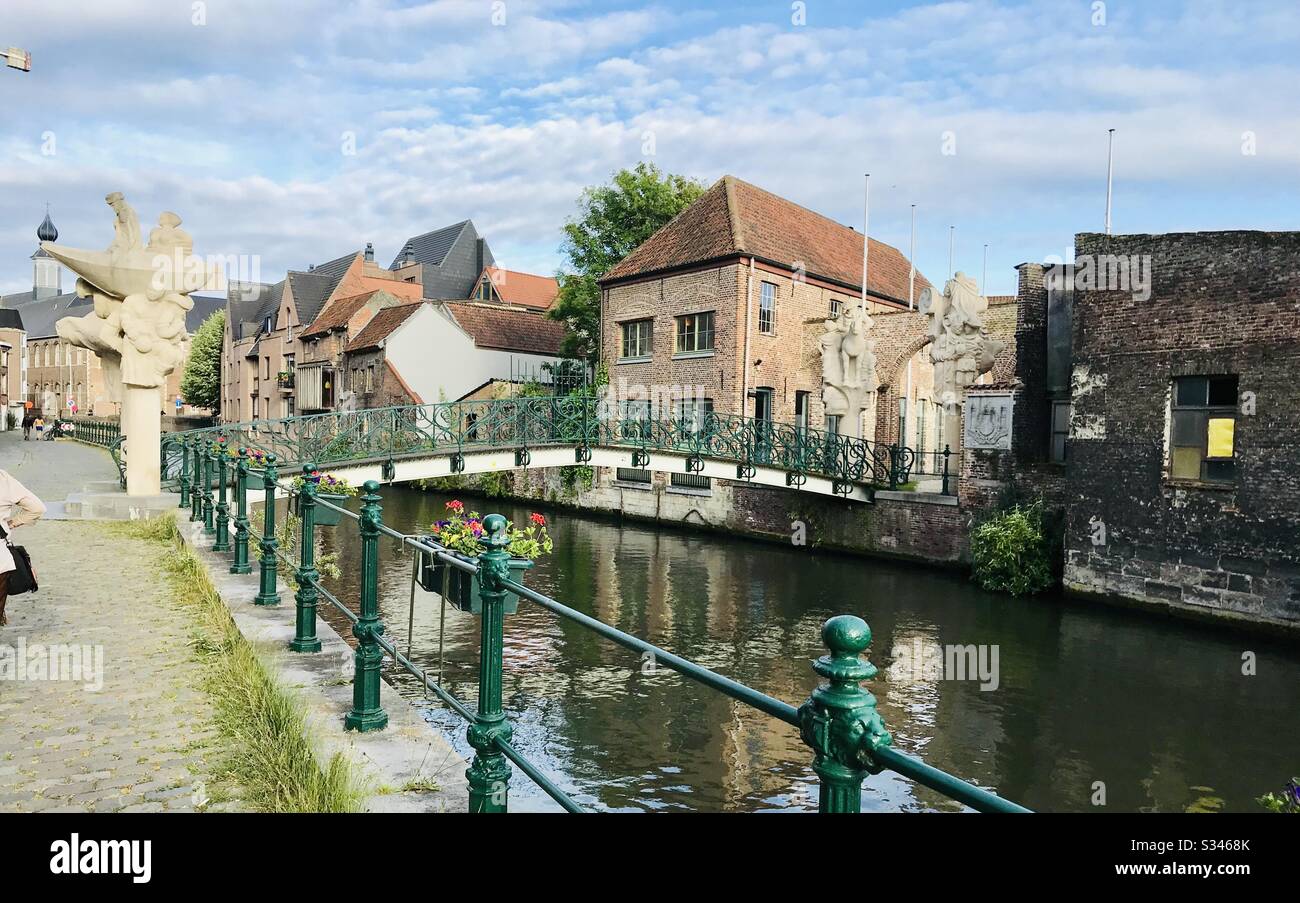 Ghent canal hi-res stock photography and images - Alamy