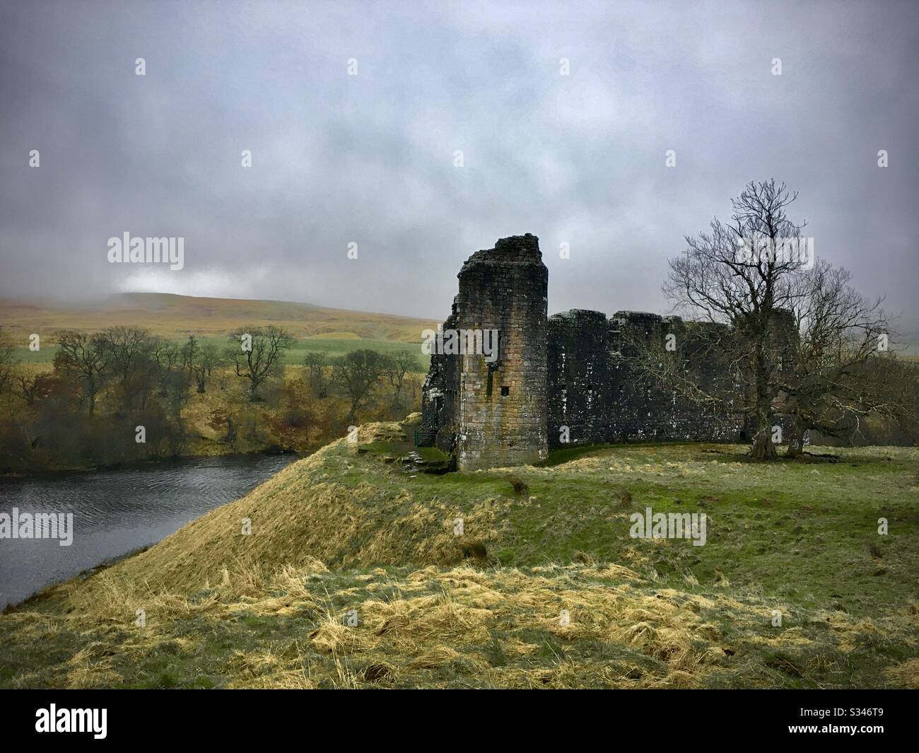 Castles hills hi-res stock photography and images - Alamy