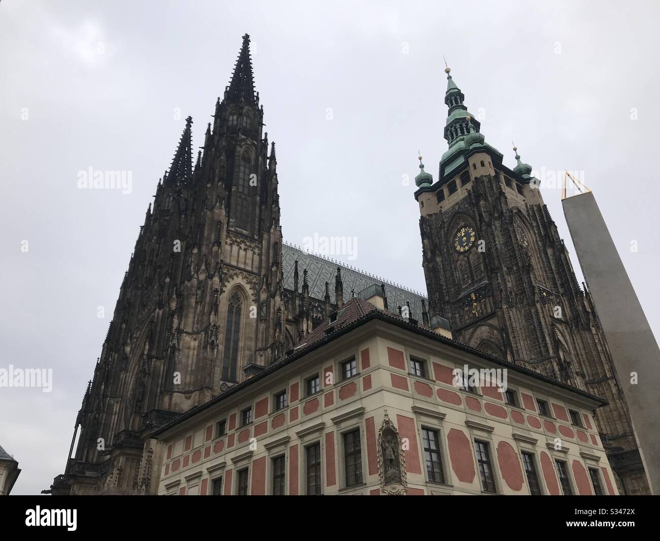 Prague cathedral hi-res stock photography and images - Alamy
