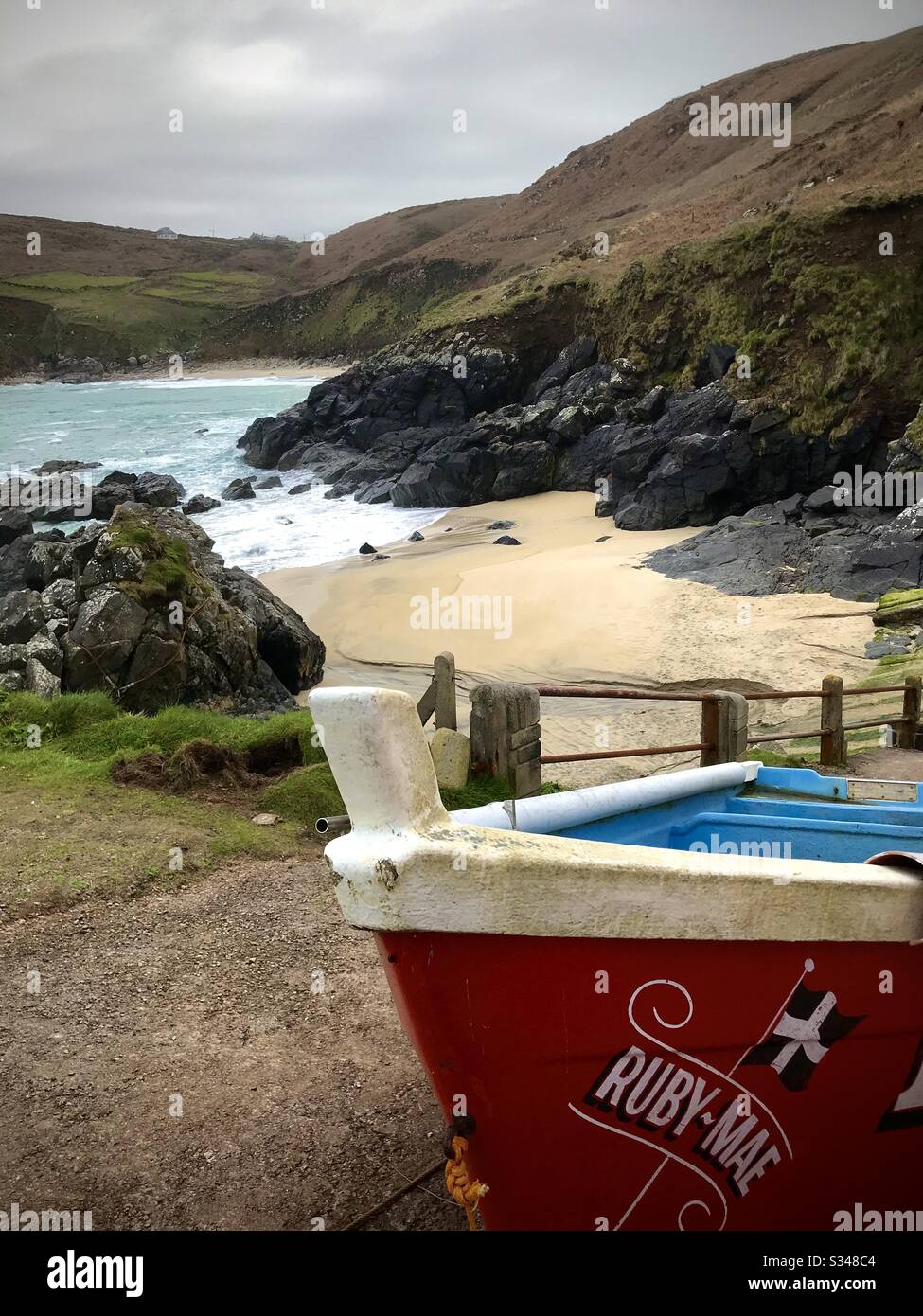 Pendeen Cove Cornwall High Resolution Stock Photography and Images - Alamy