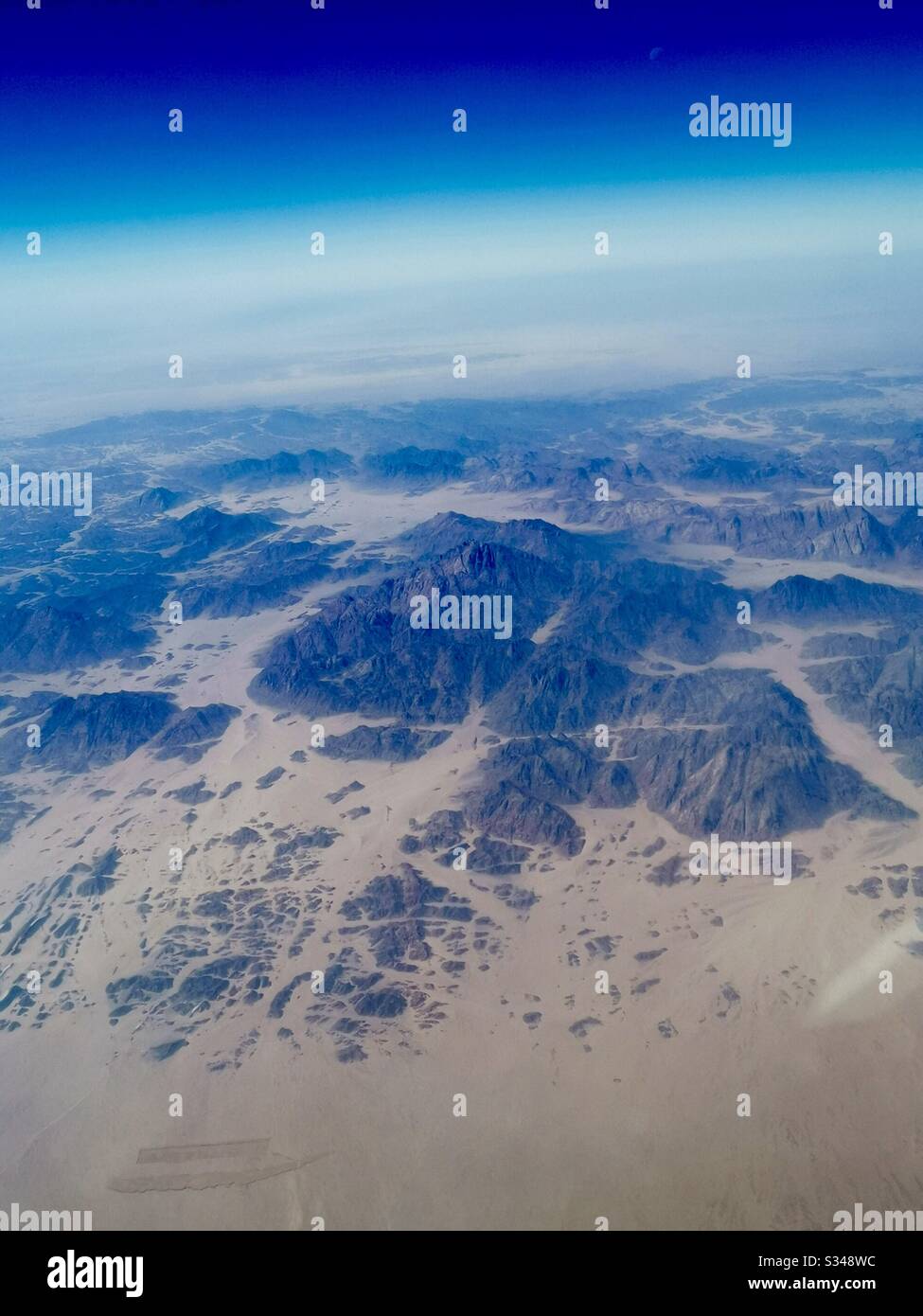 Desert landscapes in the Eastern desert in Egypt Stock Photo - Alamy