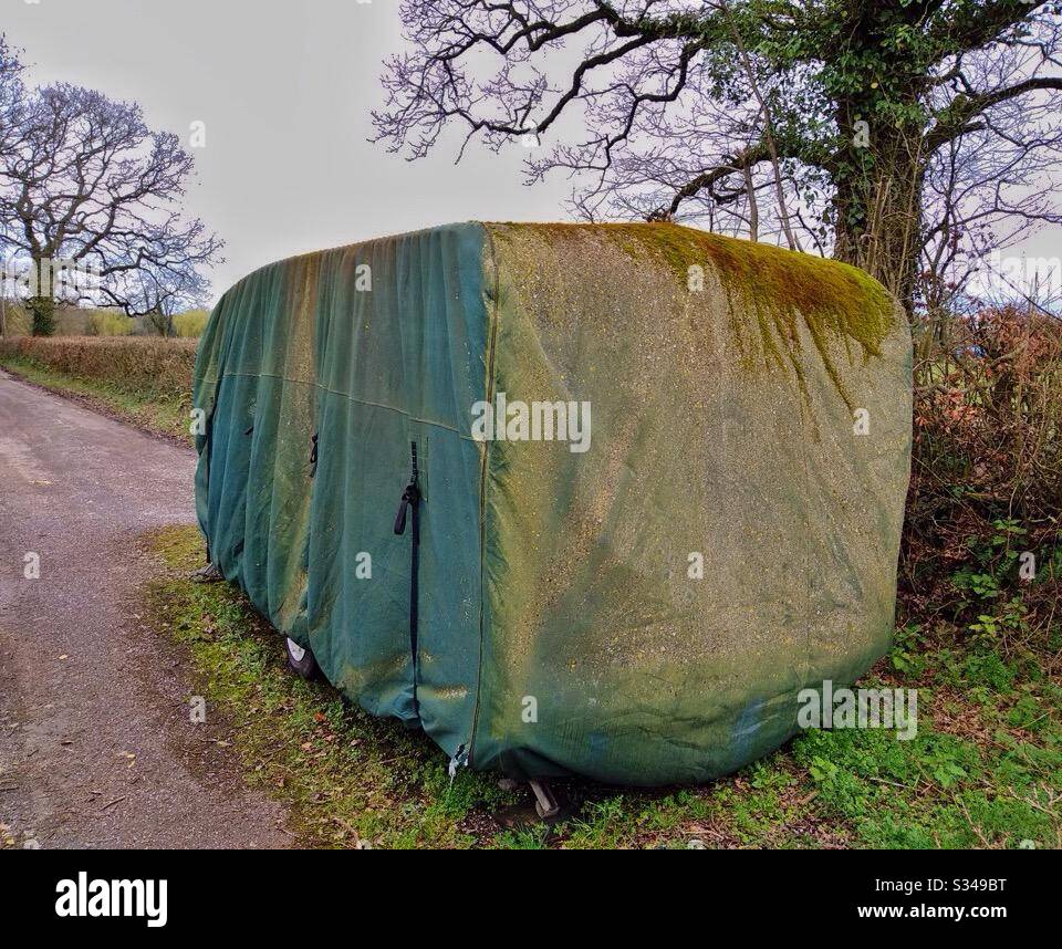 Covered caravan hi-res stock photography and images - Alamy