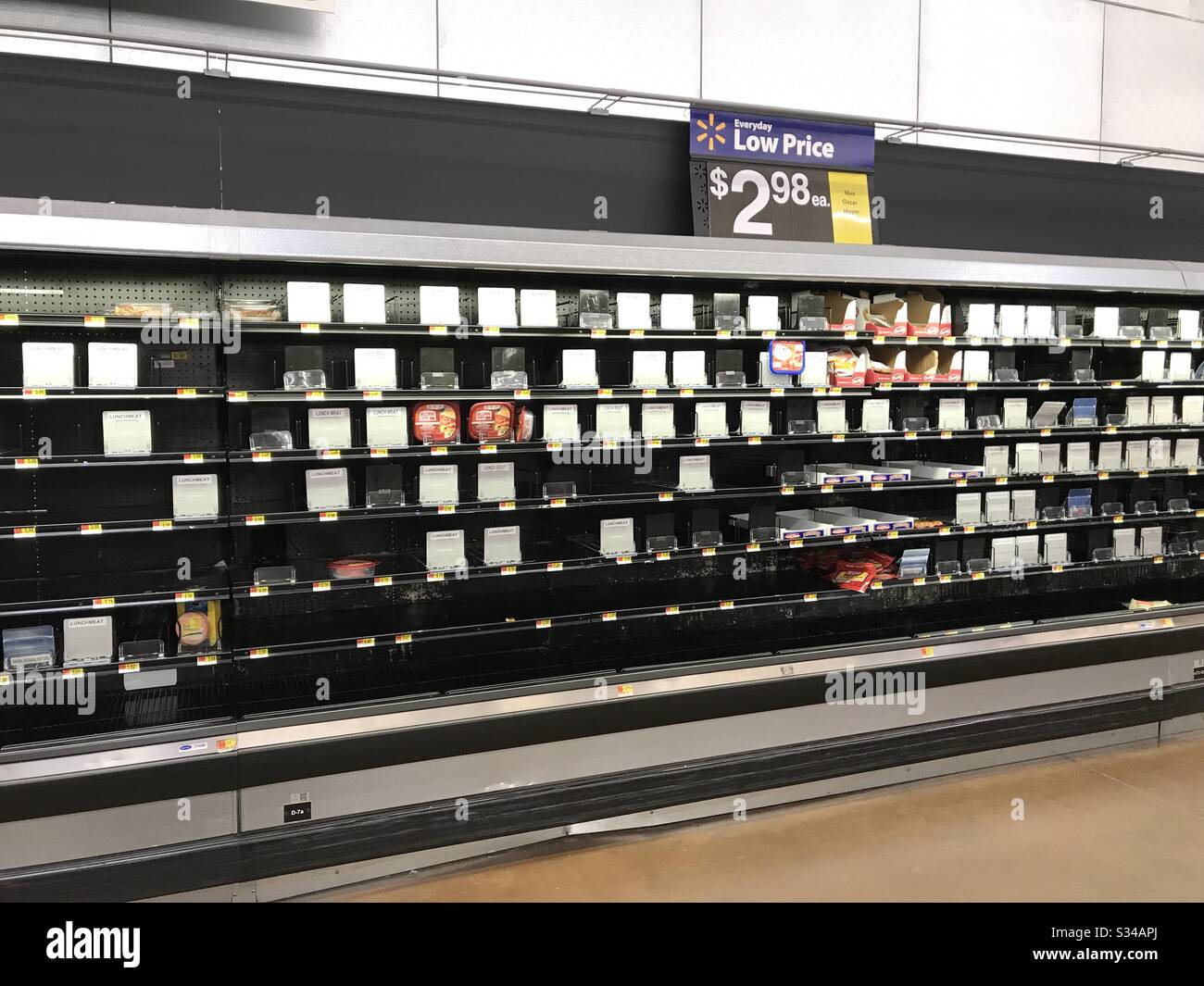 Mart shelfs hi-res stock photography and images - Alamy
