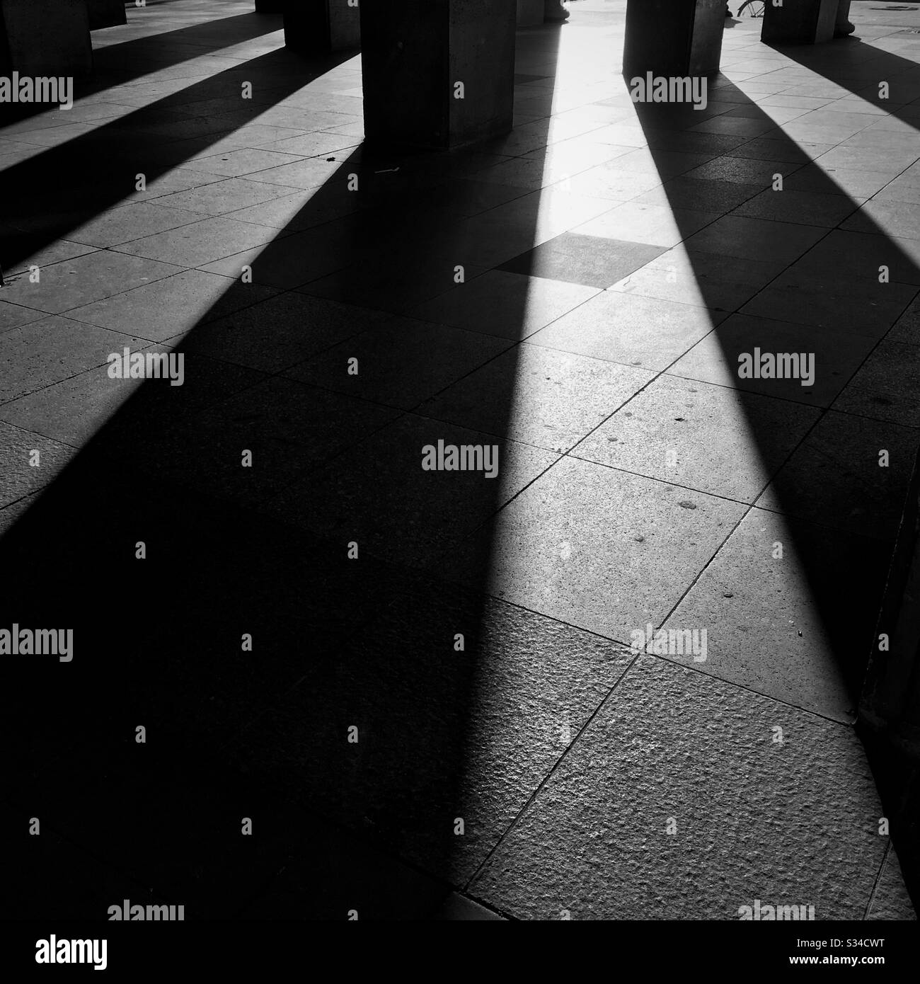 Sun and shadows hi-res stock photography and images - Alamy
