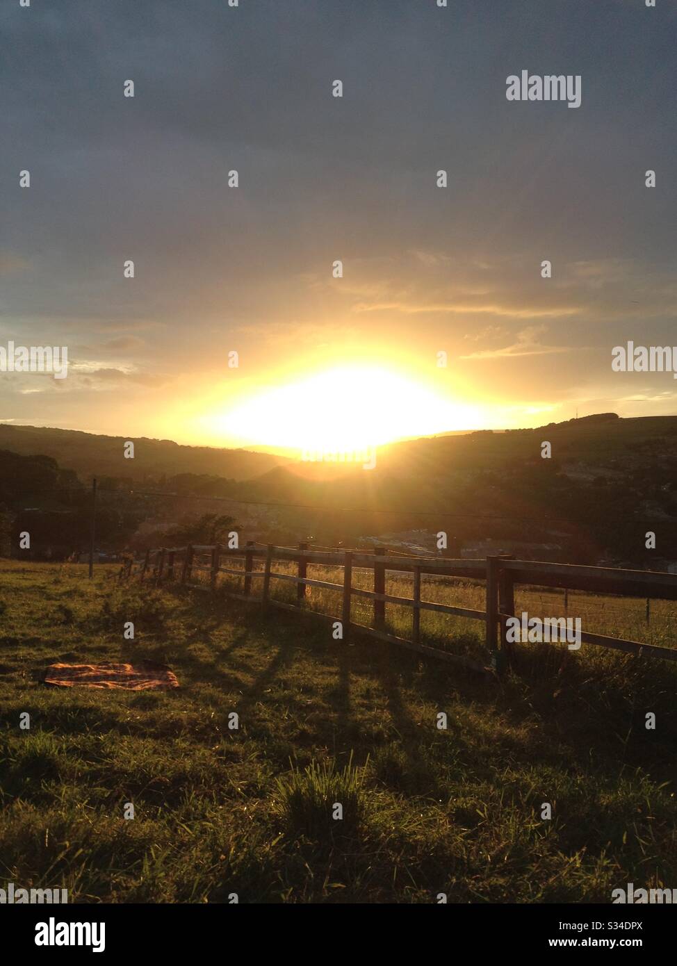 West yorkshire sunset hi-res stock photography and images - Alamy