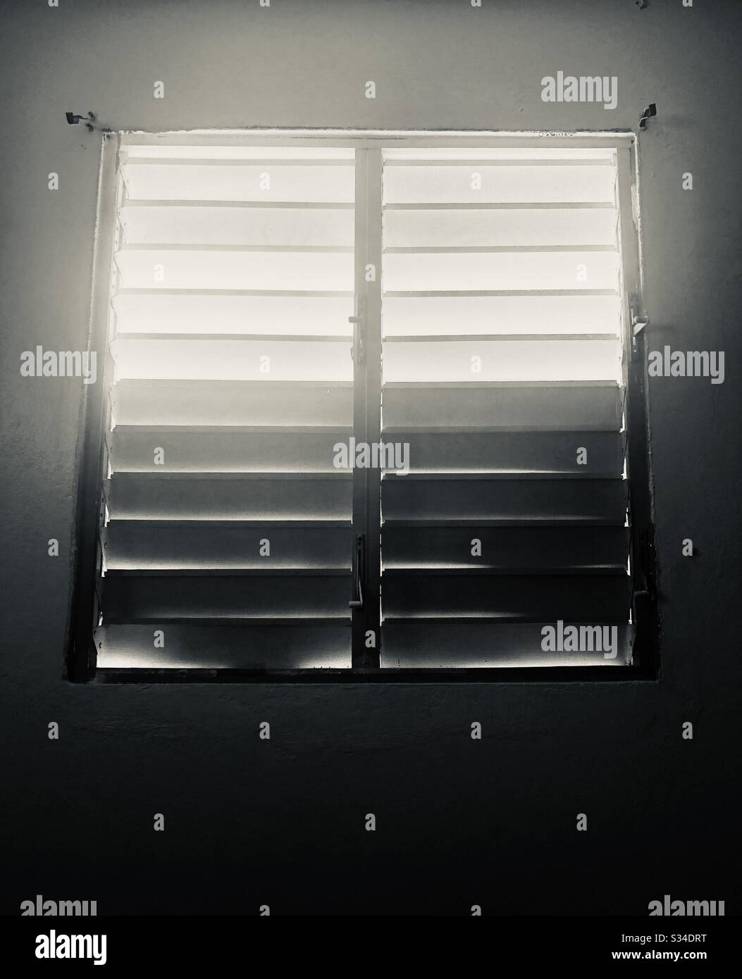 Bright White Piercing Light Stock Photos & Bright White Piercing Light ...